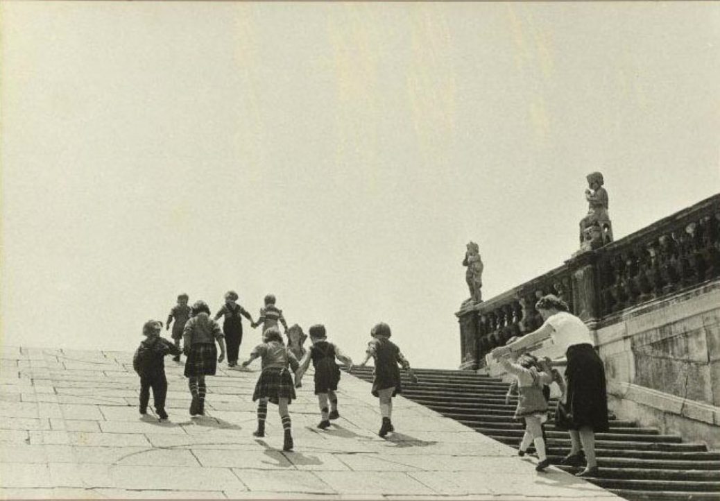 Magnum's First - The First Magnum's Exhibition - Exibart Street