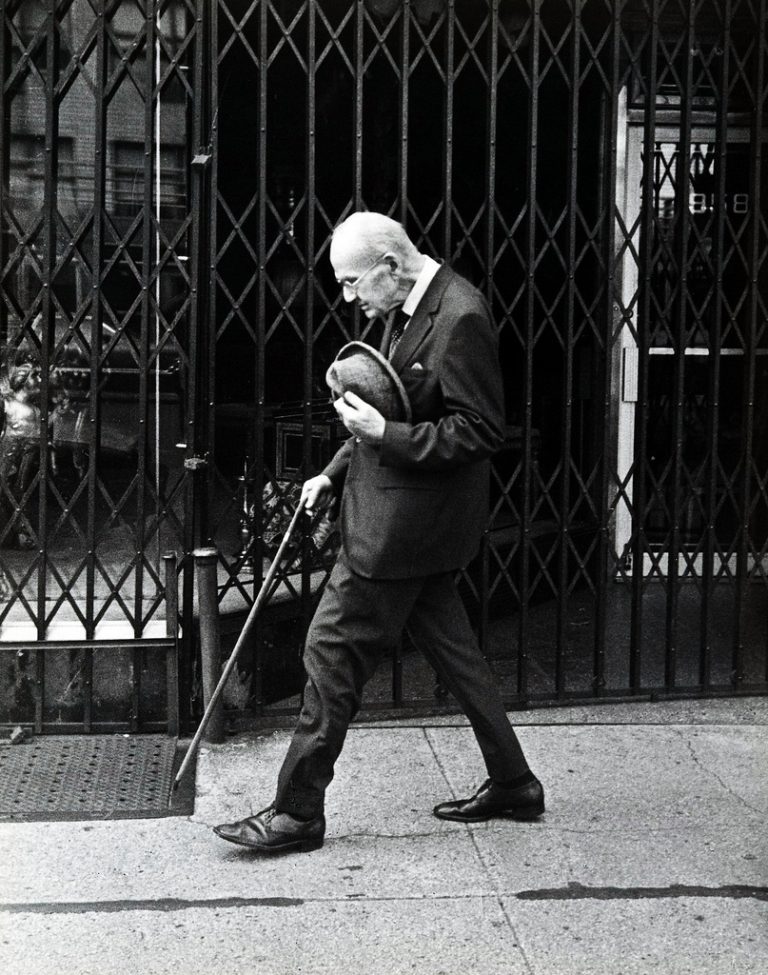 The World of Leon Levinstein - Exibart Street