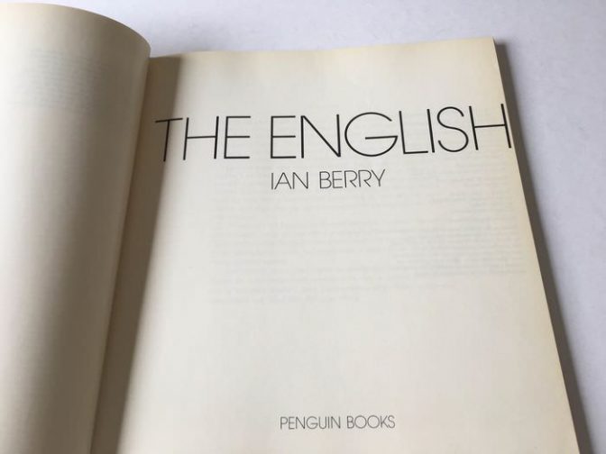 The English: Exploring the Work of Ian Berry - Exibart Street