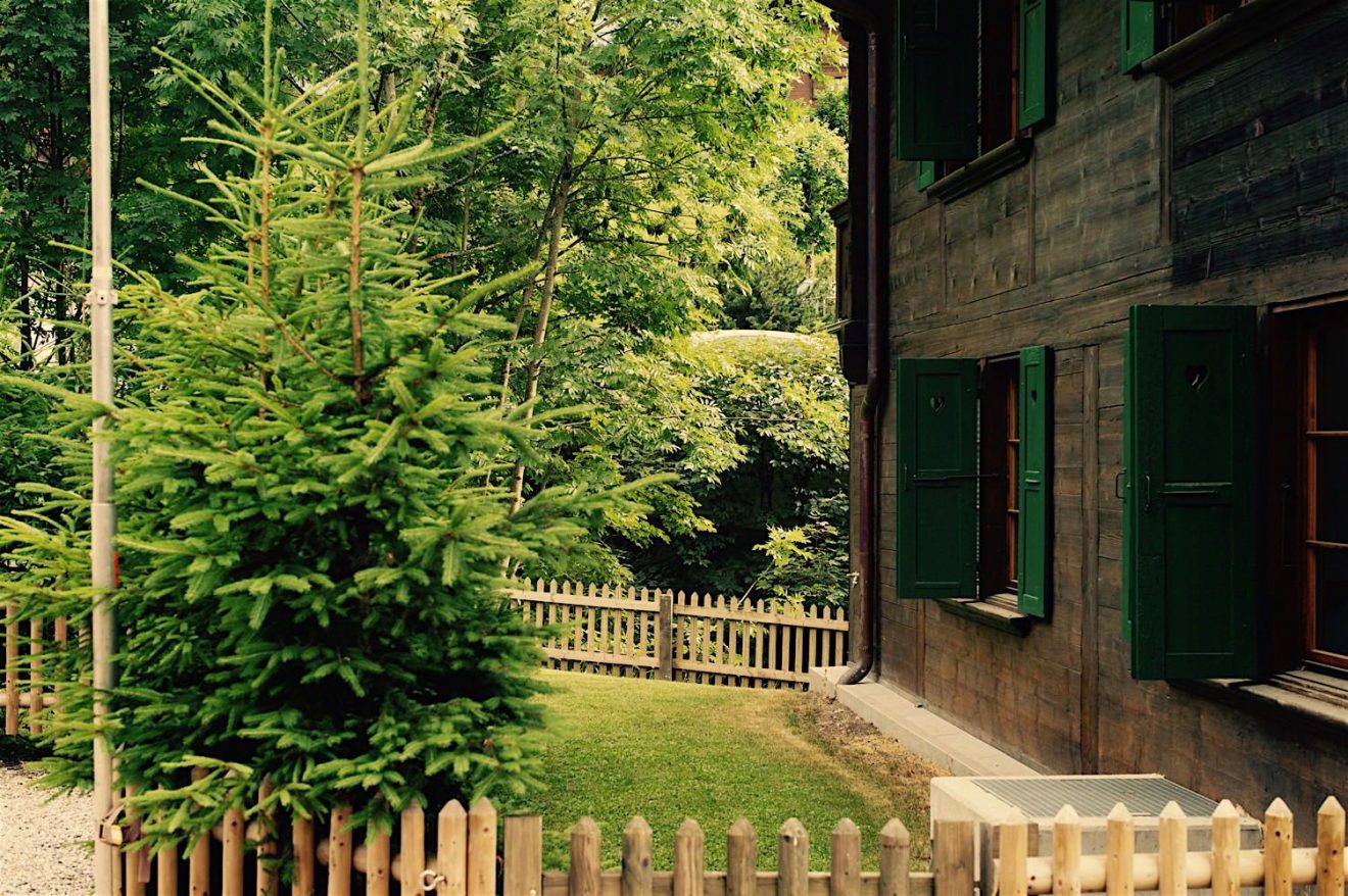 Mat Hennek: Silent Cities - Exibart Street