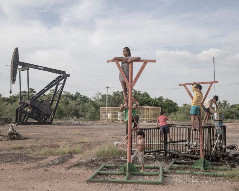 Leica Oskar Barnack Award 2020: Shortlist - Exibart Street