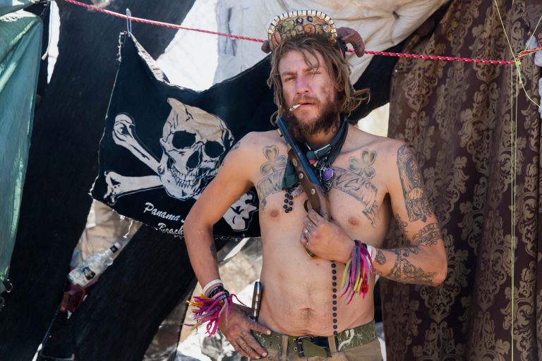 Matt Stuart: Into the Fire - Exibart Street