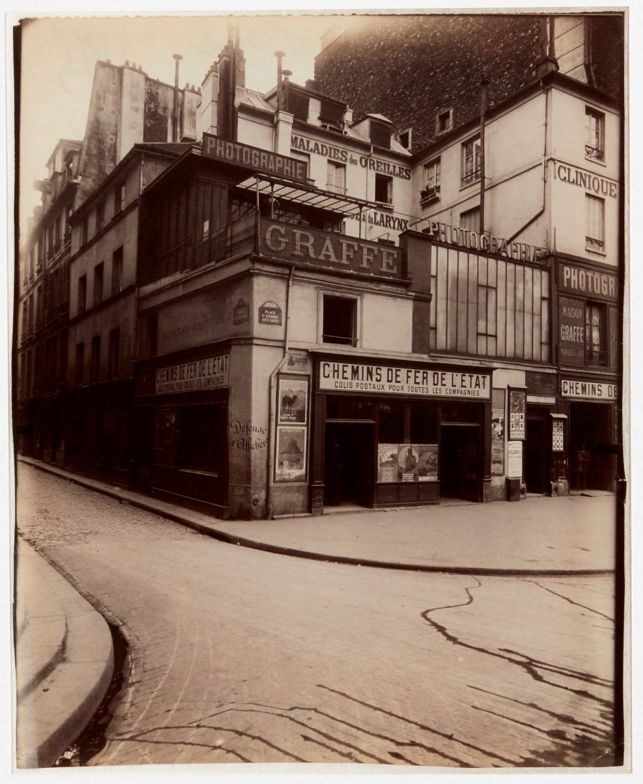 Eugène Atget: Voir Paris - Exibart Street