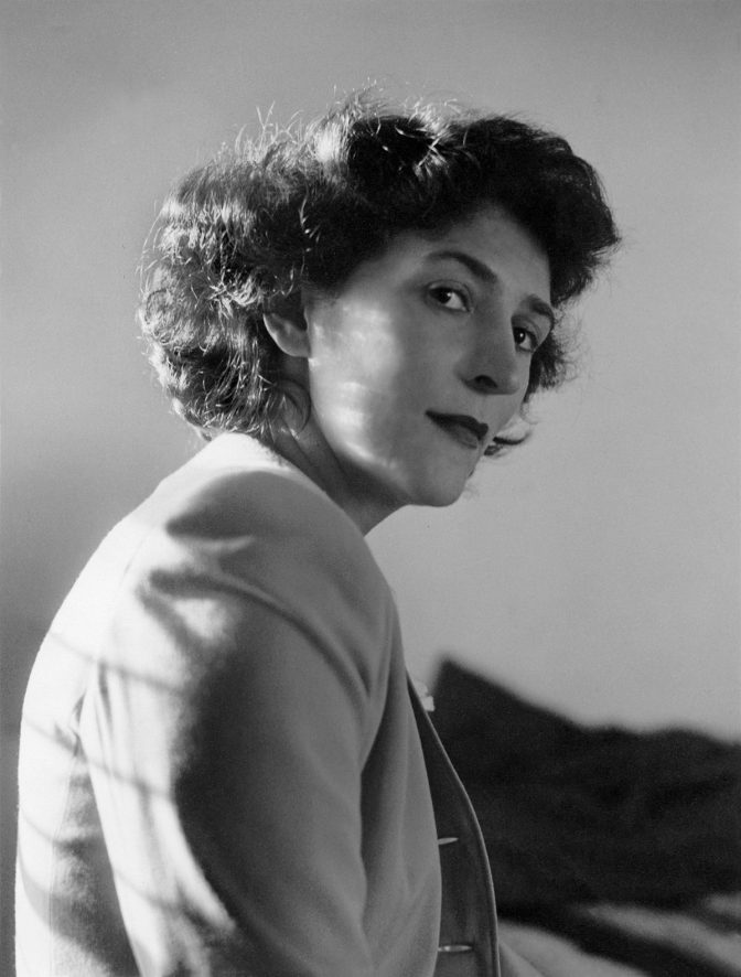 Helen Levitt: In The Street - Exibart Street