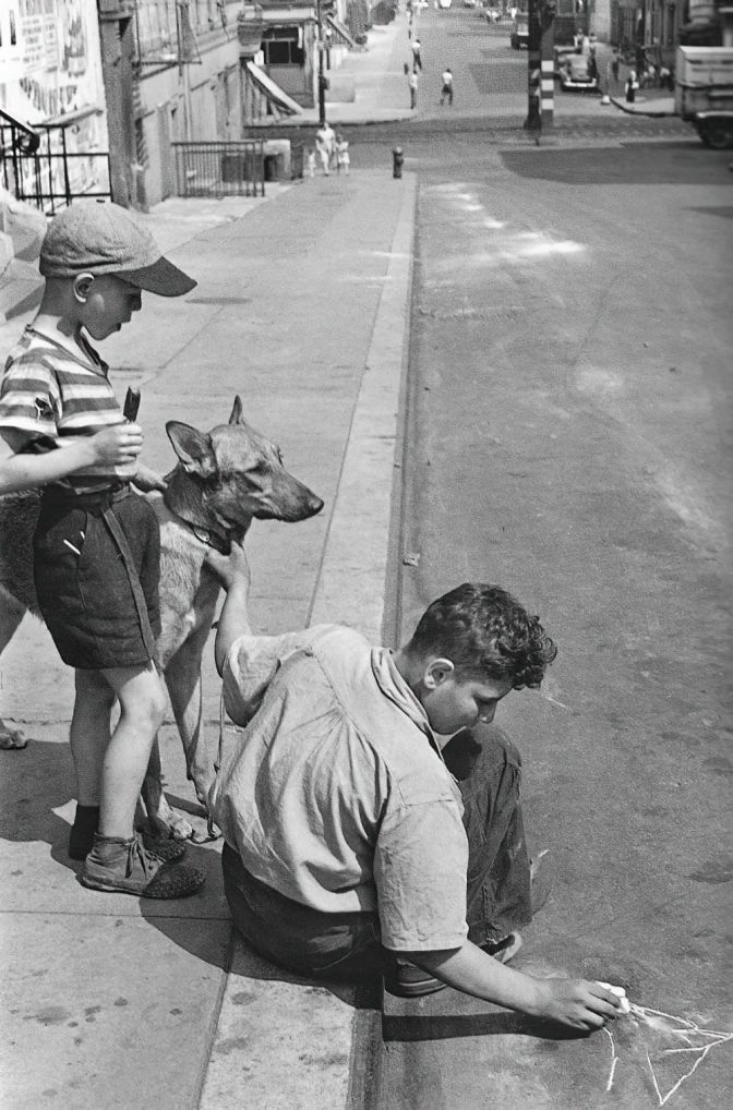 Helen Levitt: In The Street - Exibart Street