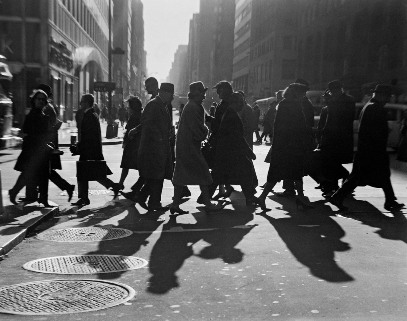Evelyn Hofer: Encounters with the Camera - Exibart Street