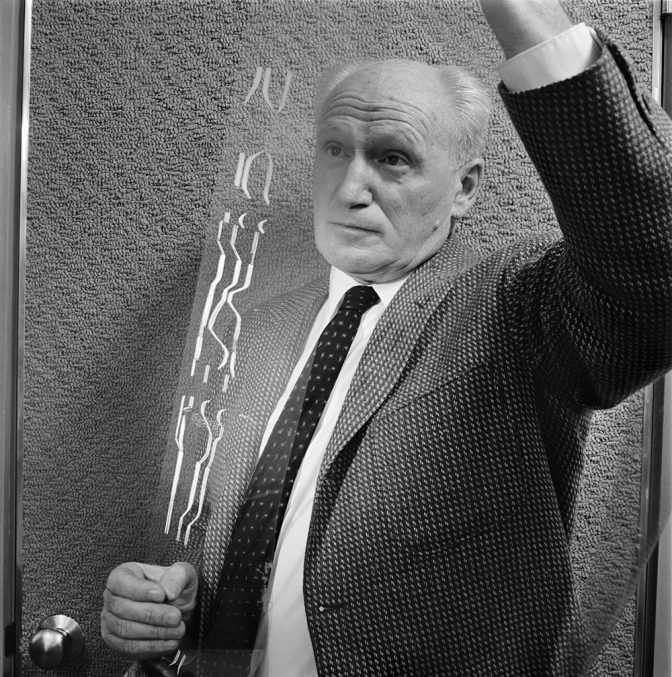 Mike Mandel: Zone Eleven - Exibart Street