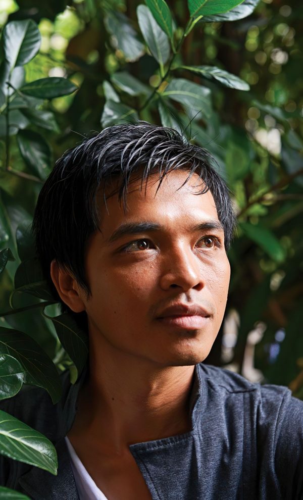 Philong Sovan: City Night Light - Exibart Street