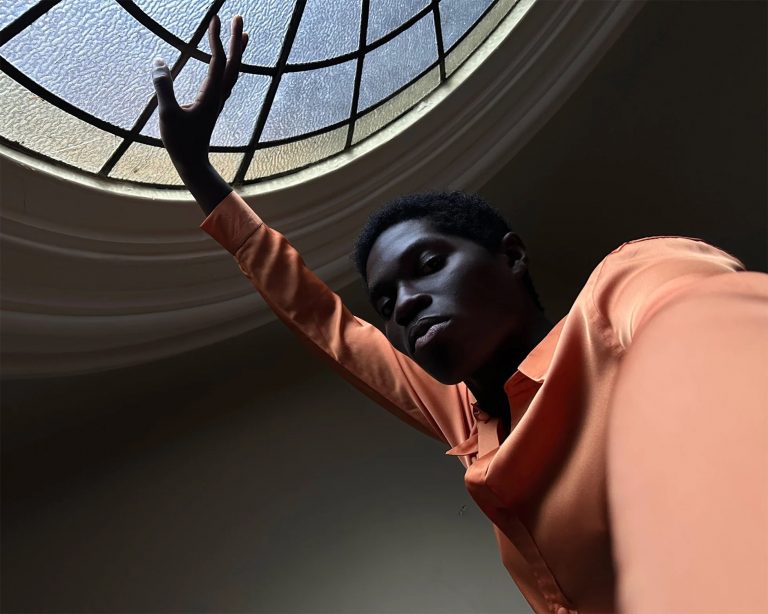 A Detailed Look on Apple iPhone 14 and iPhone 14 Pro Cameras - Exibart ...