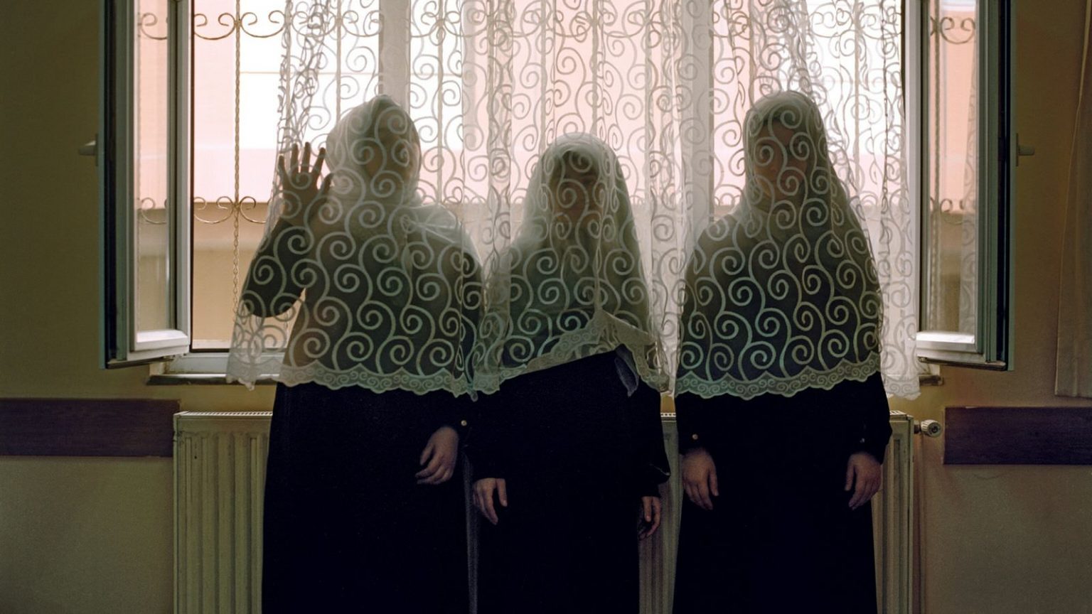 Sabiha Çimen: Hafiz - Exibart Street