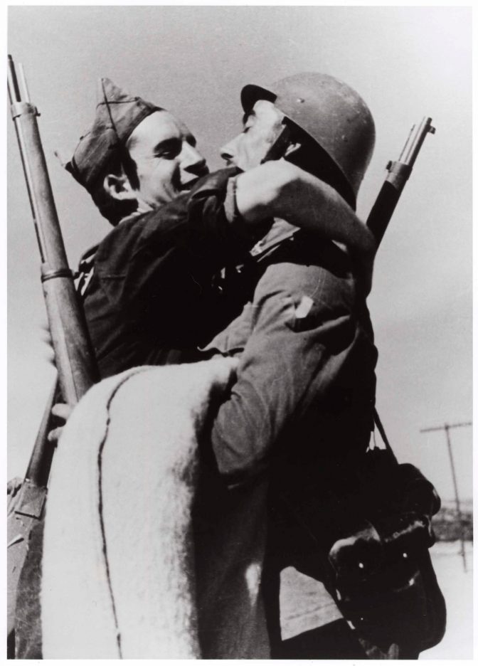 Death in the Making: Reexamining the Iconic Spanish Civil War Photobook ...