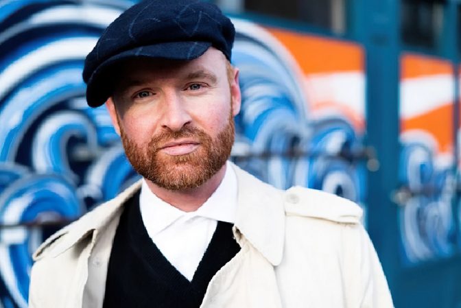 Stephen McLaren, Matt Stuart: RECLAIM THE STREET. Street Photography's ...