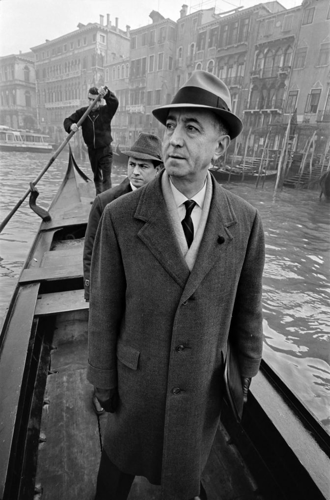 Bruno Barbey: The Italians - Exibart Street