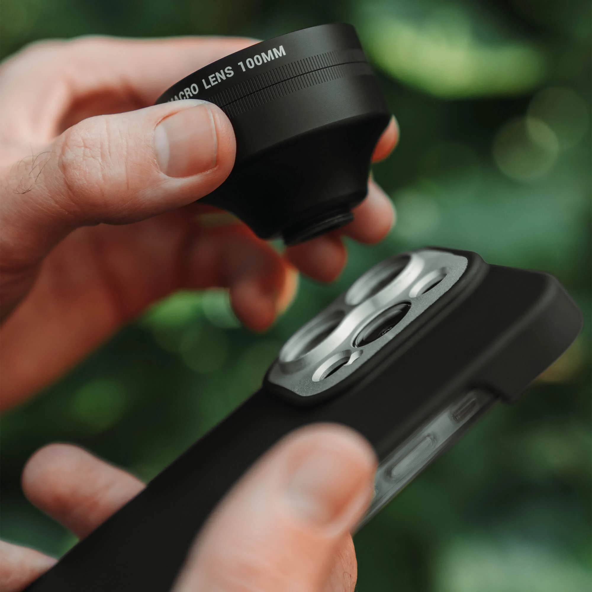 Sandmarc Unveils the 100mm Macro Lens for iPhone - Exibart Street