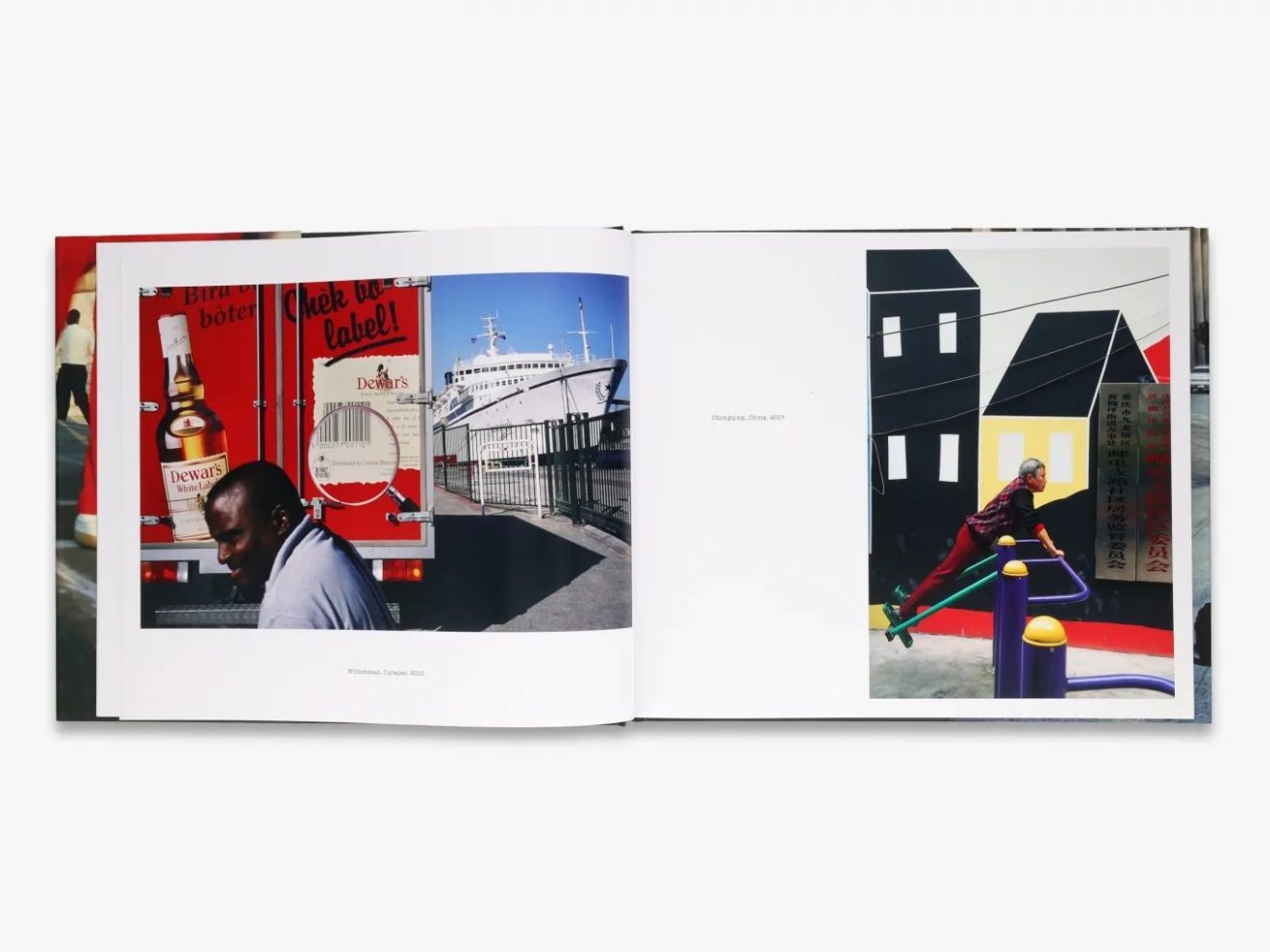 Alex Webb: Dislocations - Exibart Street