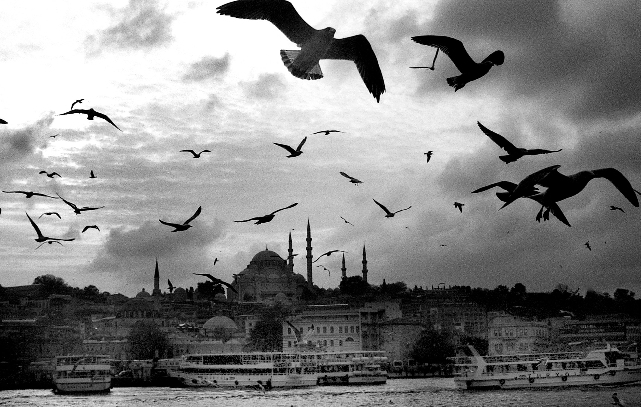 Miron Zownir: Istanbul - Exibart Street