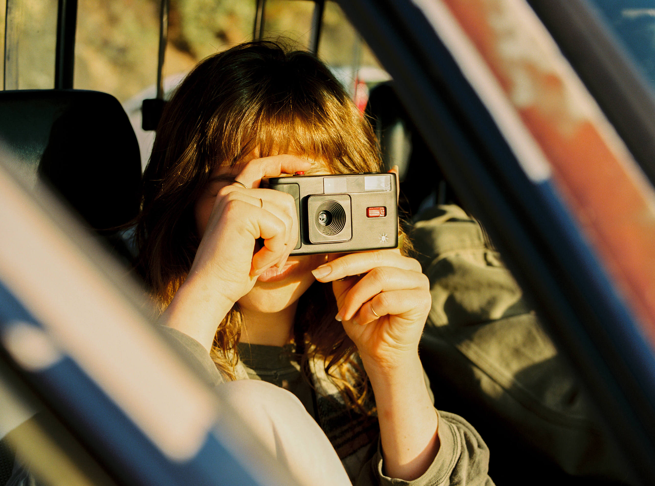 Moment Unveils the Long Weekend 35mm Reusable Film Camera - Exibart Street