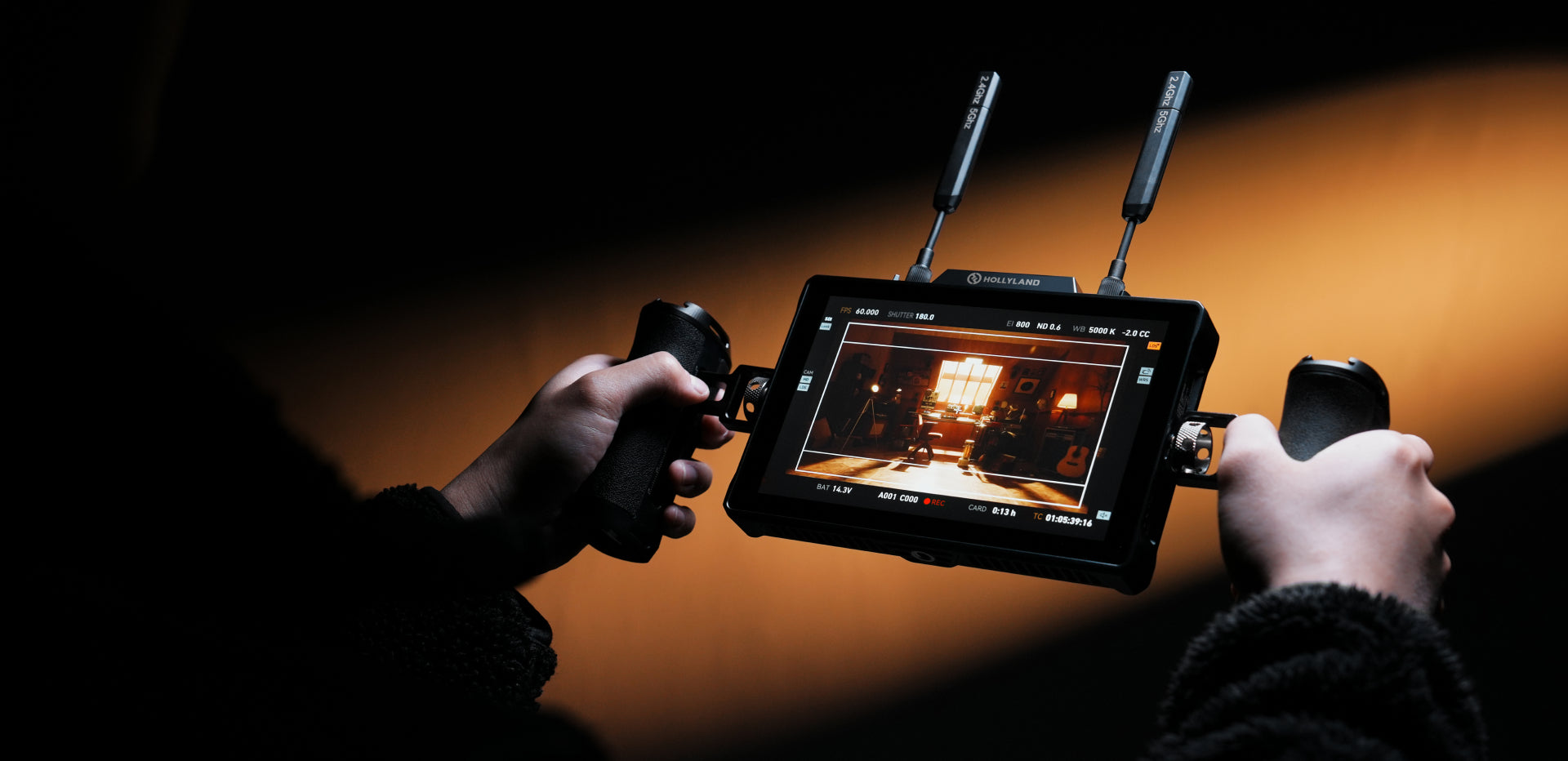 Hollyland Announces the Pyro 7 All-in-One Wireless Video Transceiver ...