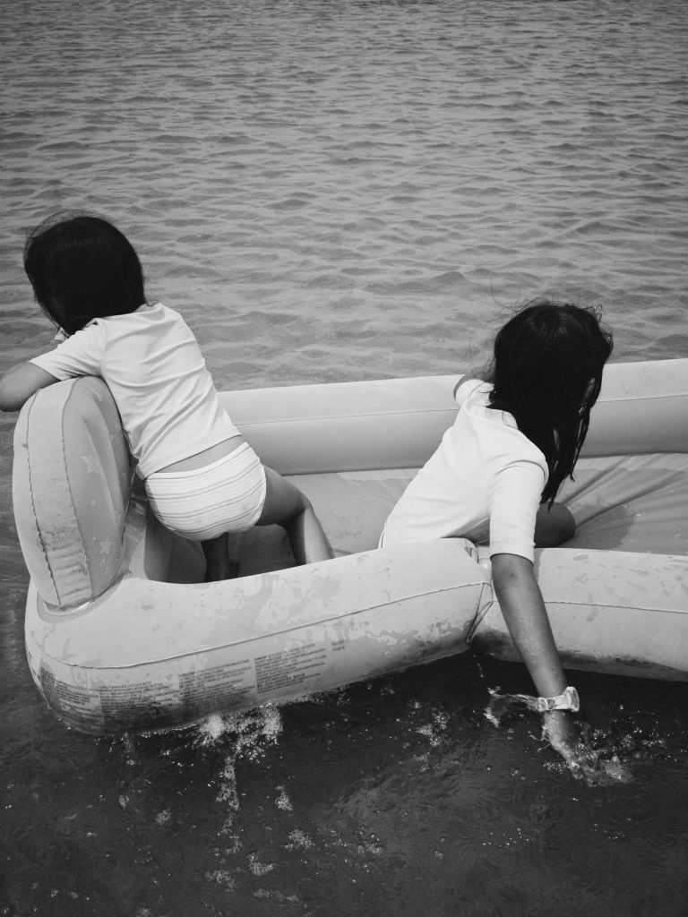 Katrin Koenning: Between the Skin and Sea - Exibart Street