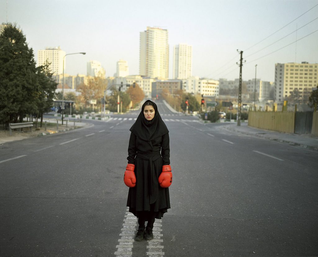 WOMEN POWER. The Female Universe Through the Lens of Magnum Photos ...