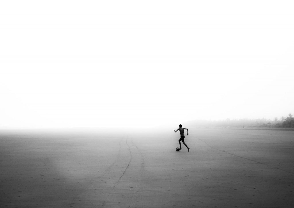 A lonely player - Exibart Street