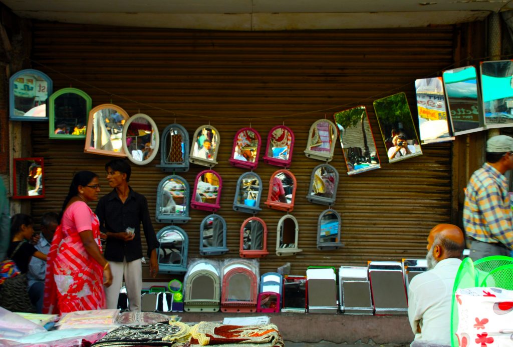 mirror street shops - Exibart Street