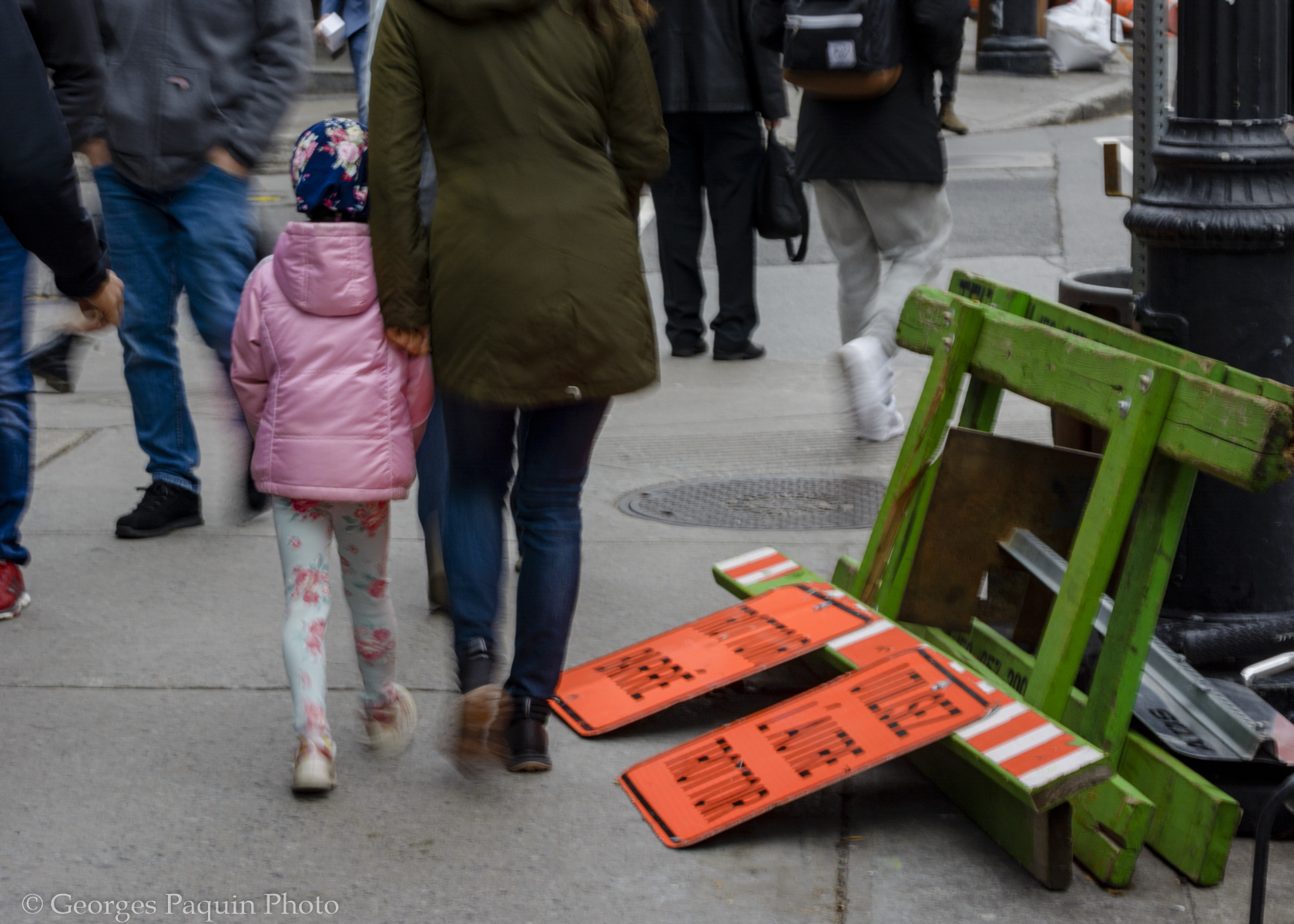 Pink girl with construction signs - Exibart Street