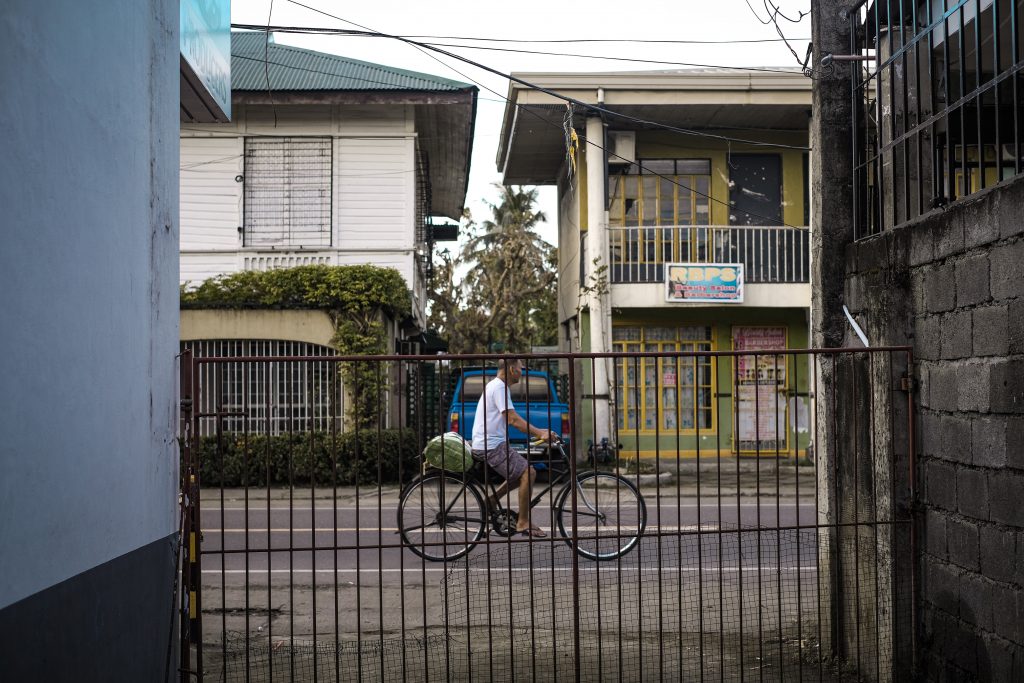 Morning delivery - Exibart Street