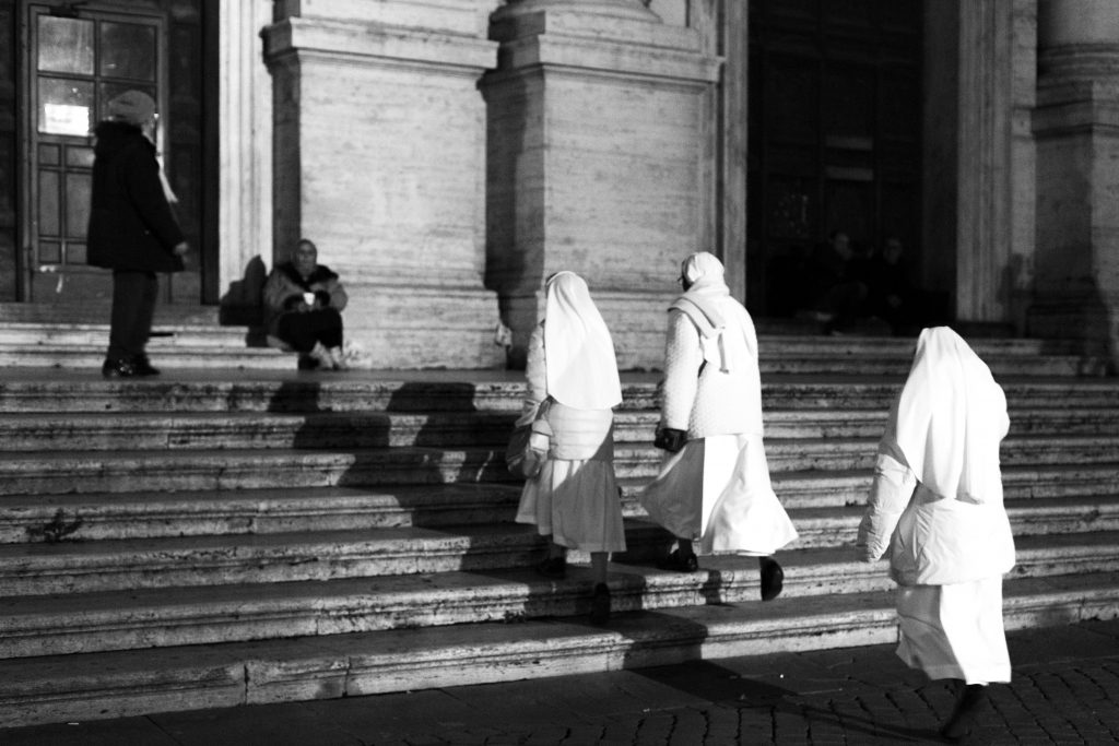 Sisters in Rome - Exibart Street