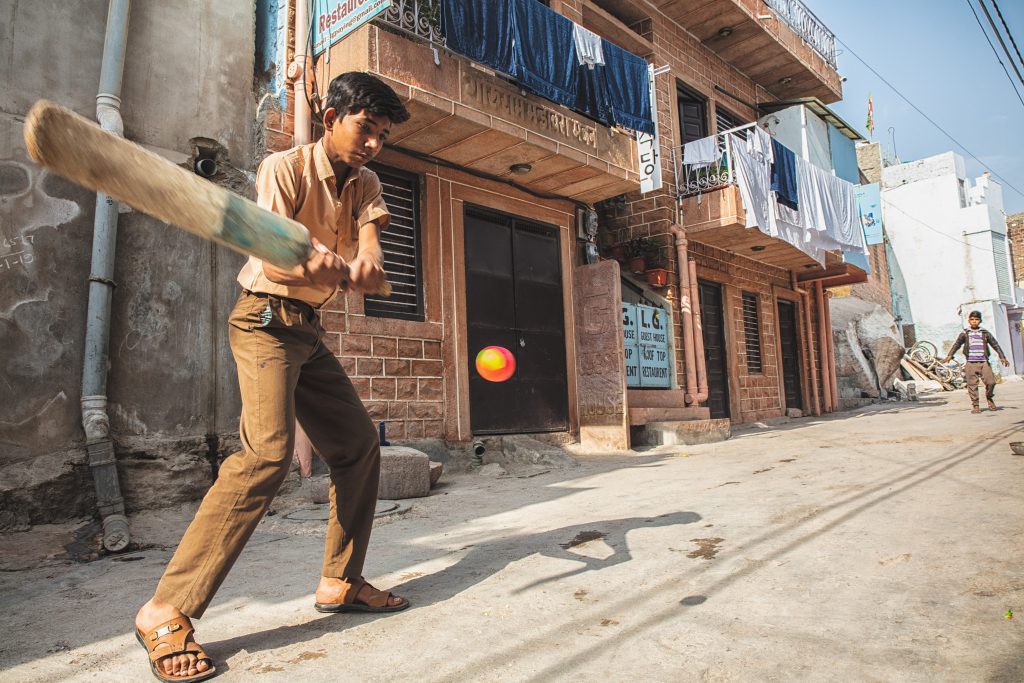 street cricket - Exibart Street
