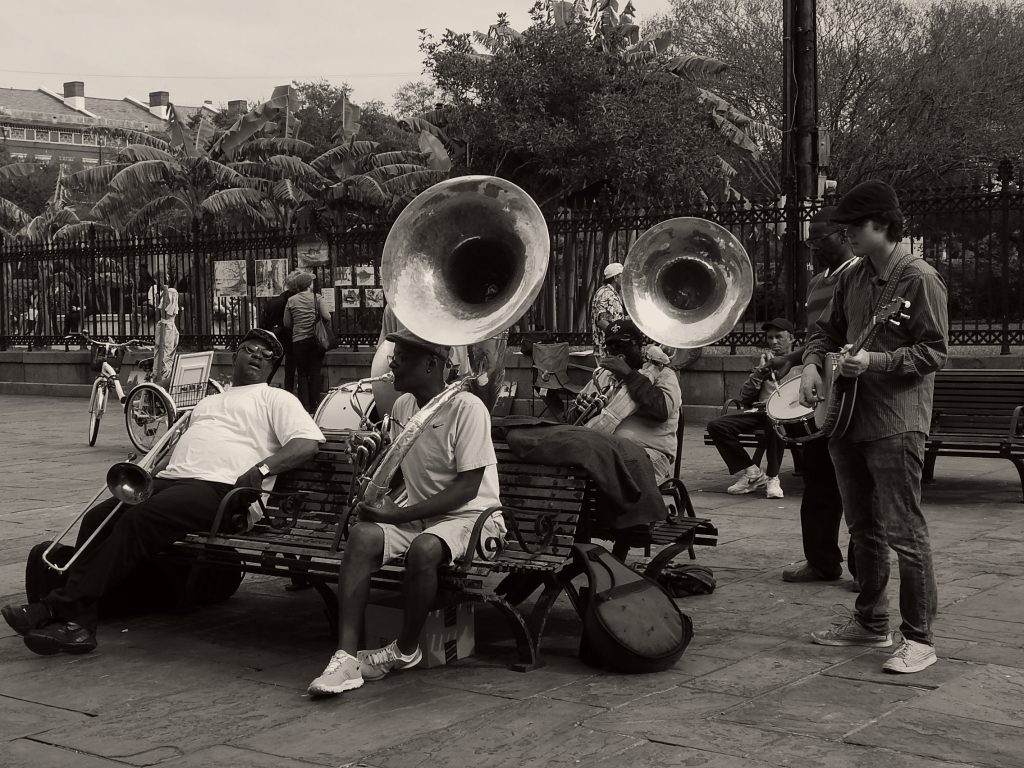 Band at Rest - Exibart Street