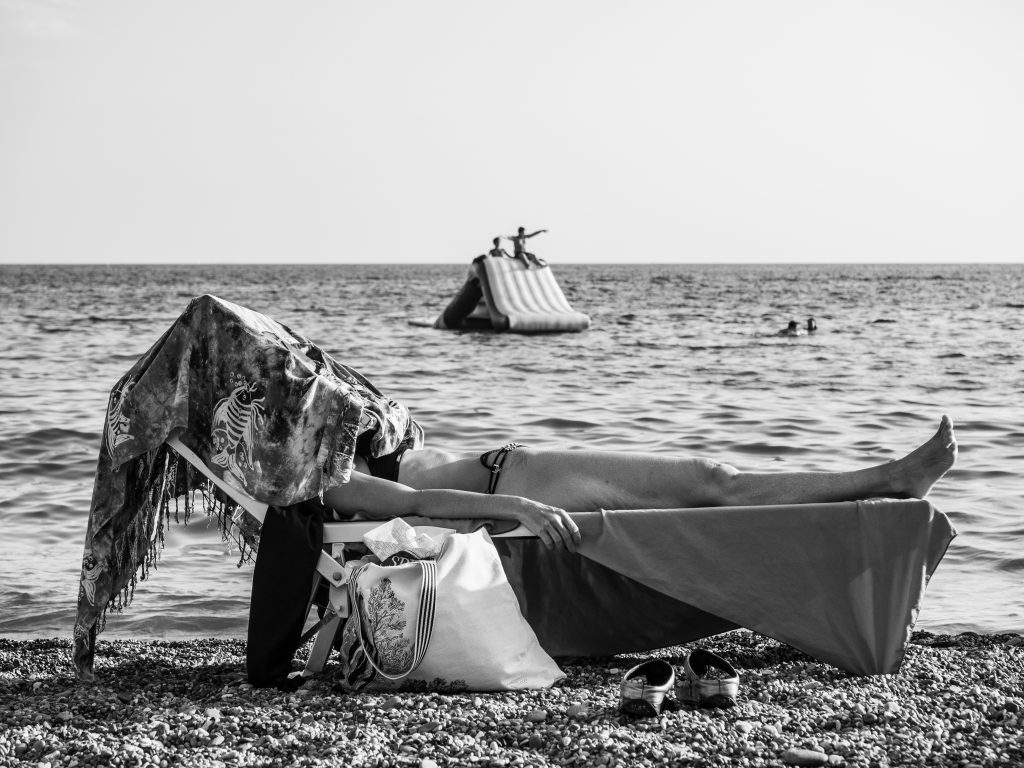 The Headless Woman - Exibart Street