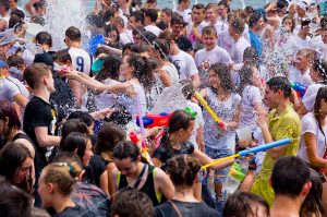 Water battles - Exibart Street